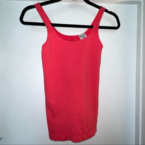 talula babaton | Tops | Aritzia Talula Babaton Tank | Poshmark